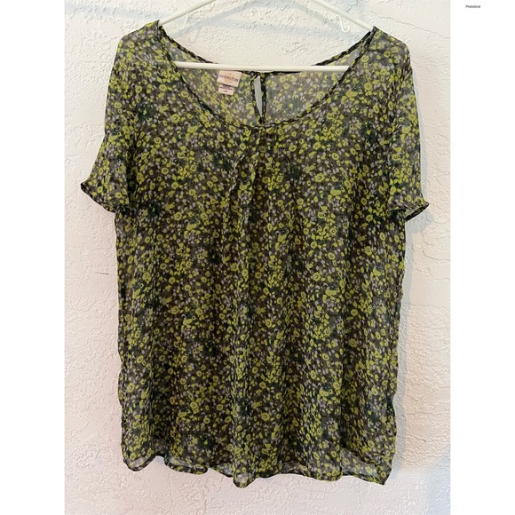 Covington | Tops | Covington Light Weight Floral Blouse L | Poshmark